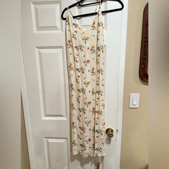 Reformation | Dresses | Reformation Floral Garden Dress Midi Length ...